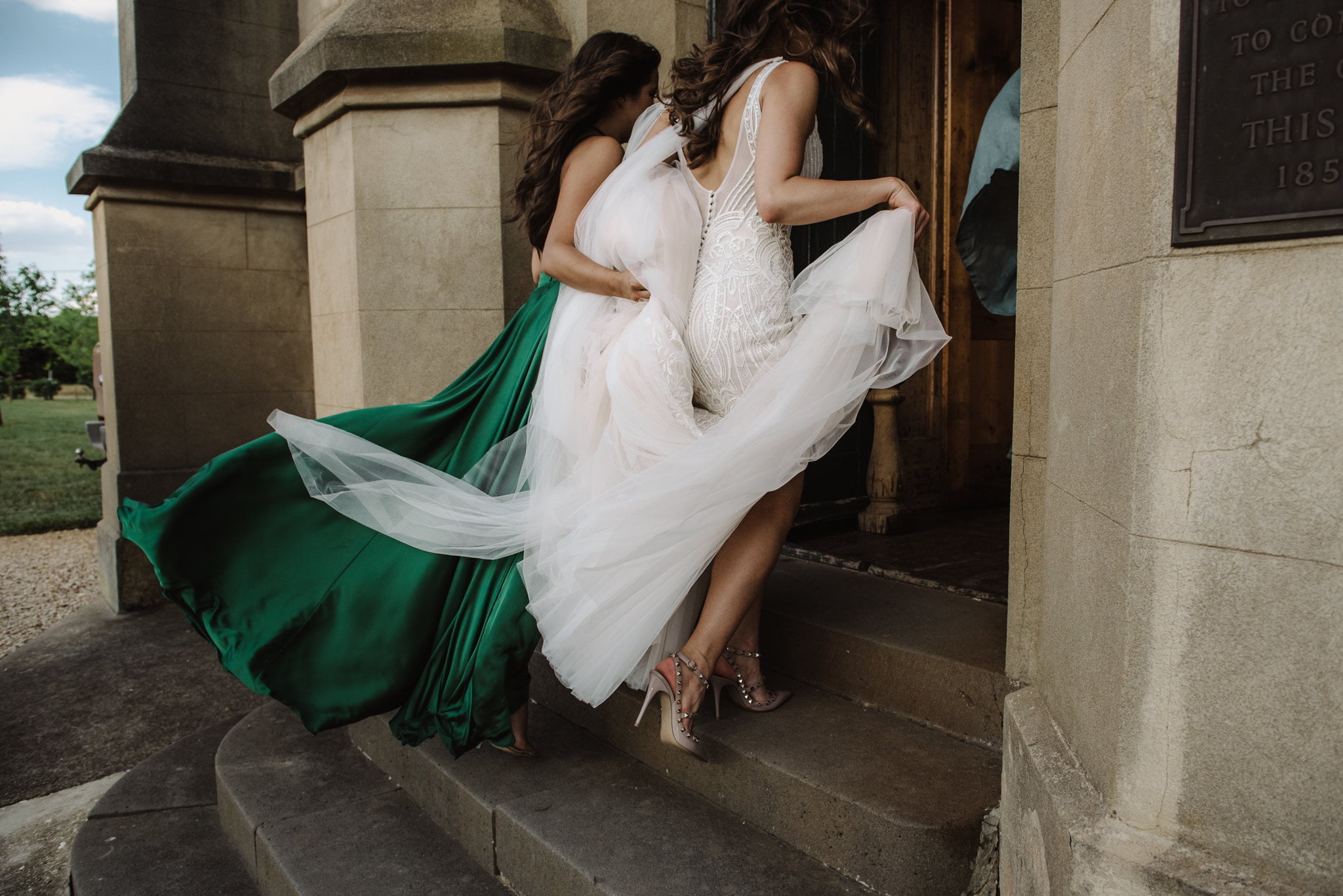 KATE & DANIEL’S VICTORIAN WEDDING – Hello May