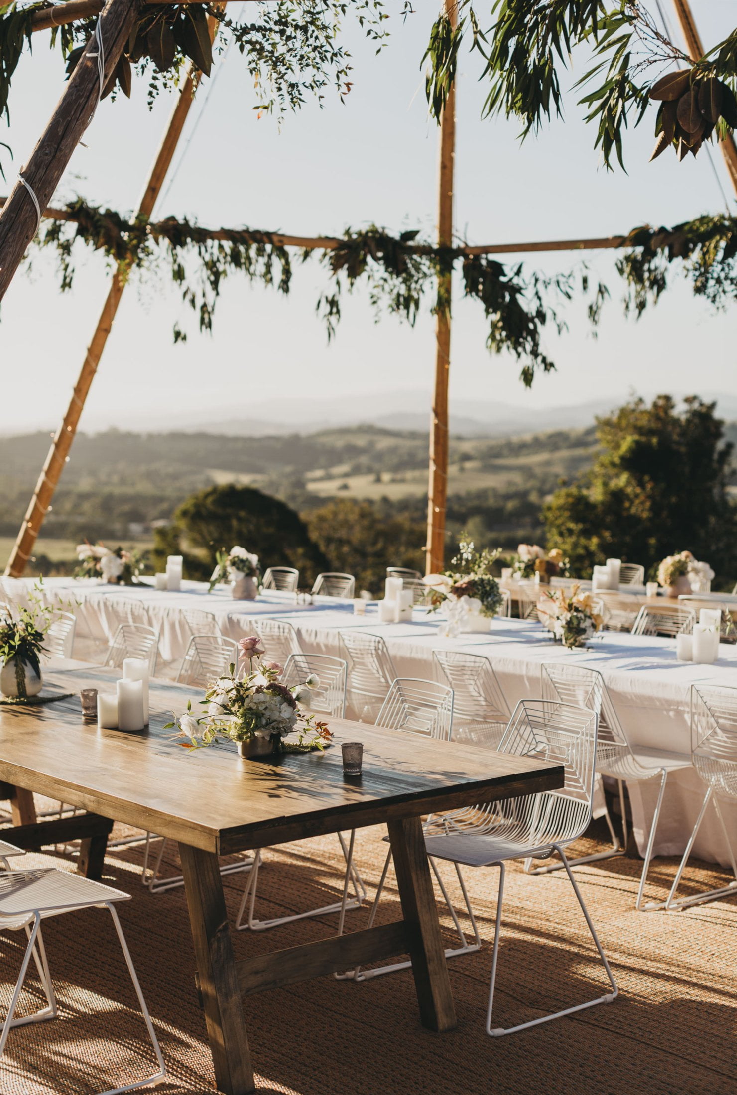 20 NEW RECEPTION STYLING IDEAS – Hello May