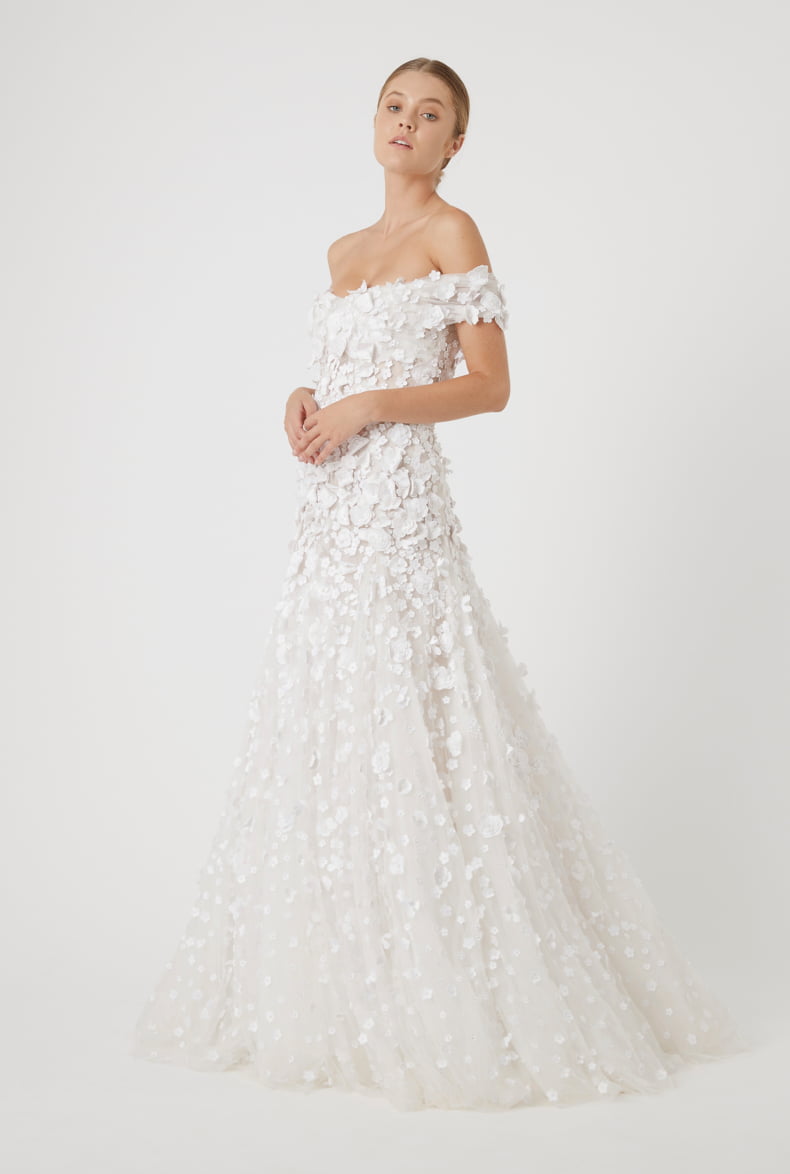 25 UNIQUELY EMBELLISHED BRIDAL GOWNS – Hello May