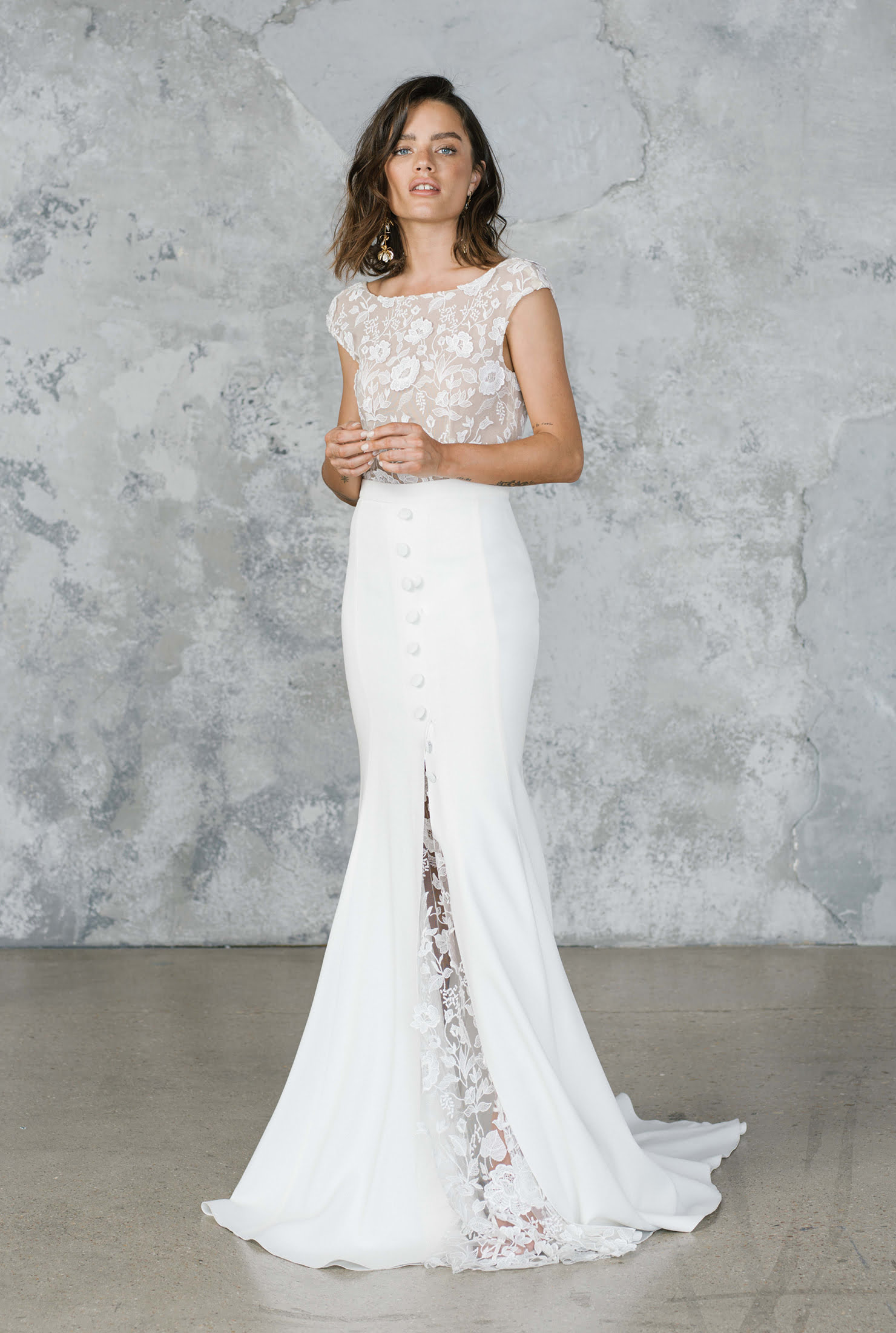 25 UNIQUELY EMBELLISHED BRIDAL GOWNS – Hello May