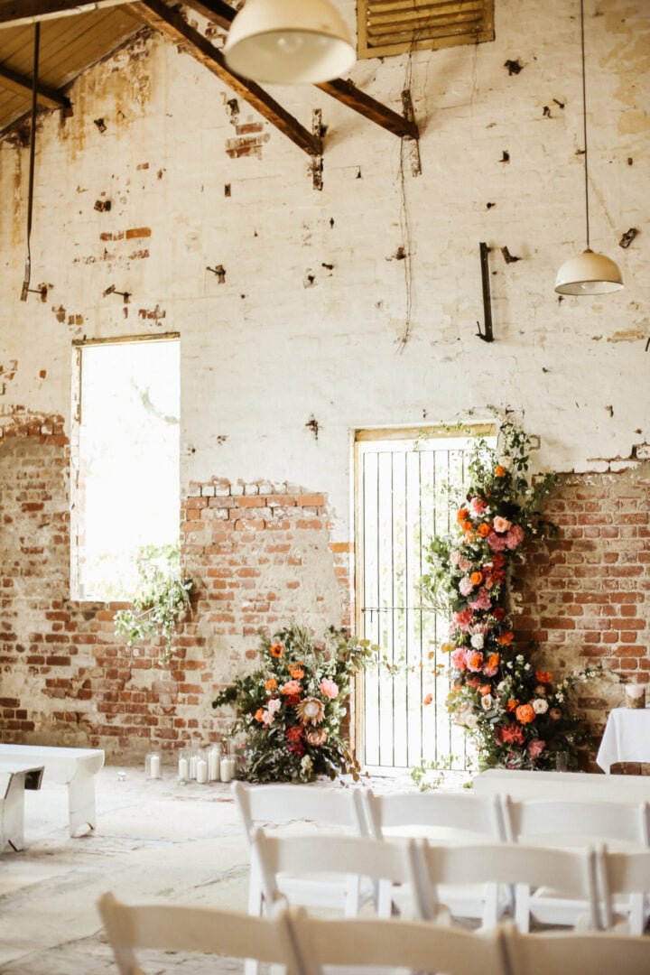 EMILY & STEPHEN’S COUNTRY VICTORIA WEDDING – Hello May