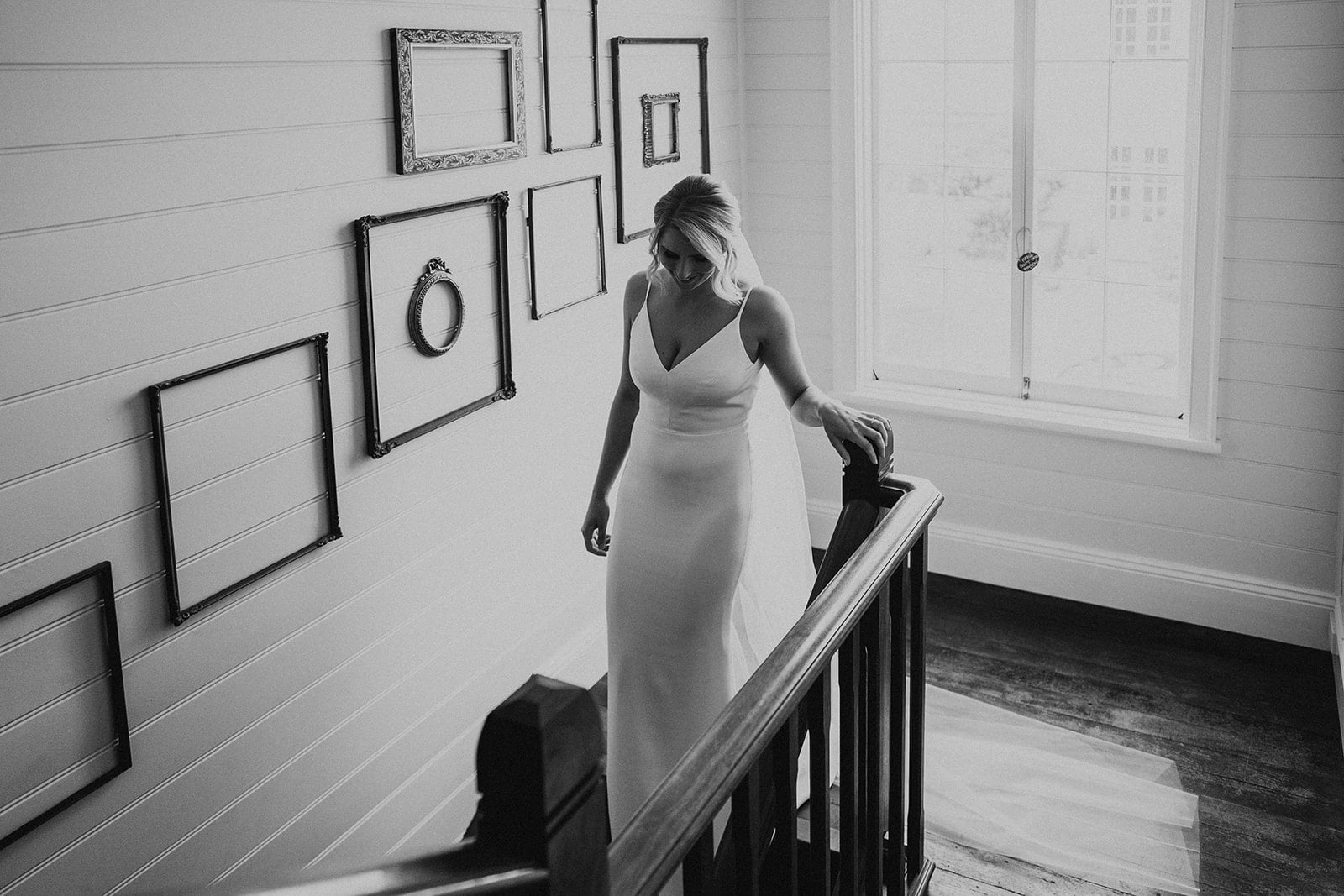 ELLY & ANDY’S VICTORIAN WEDDING – Hello May