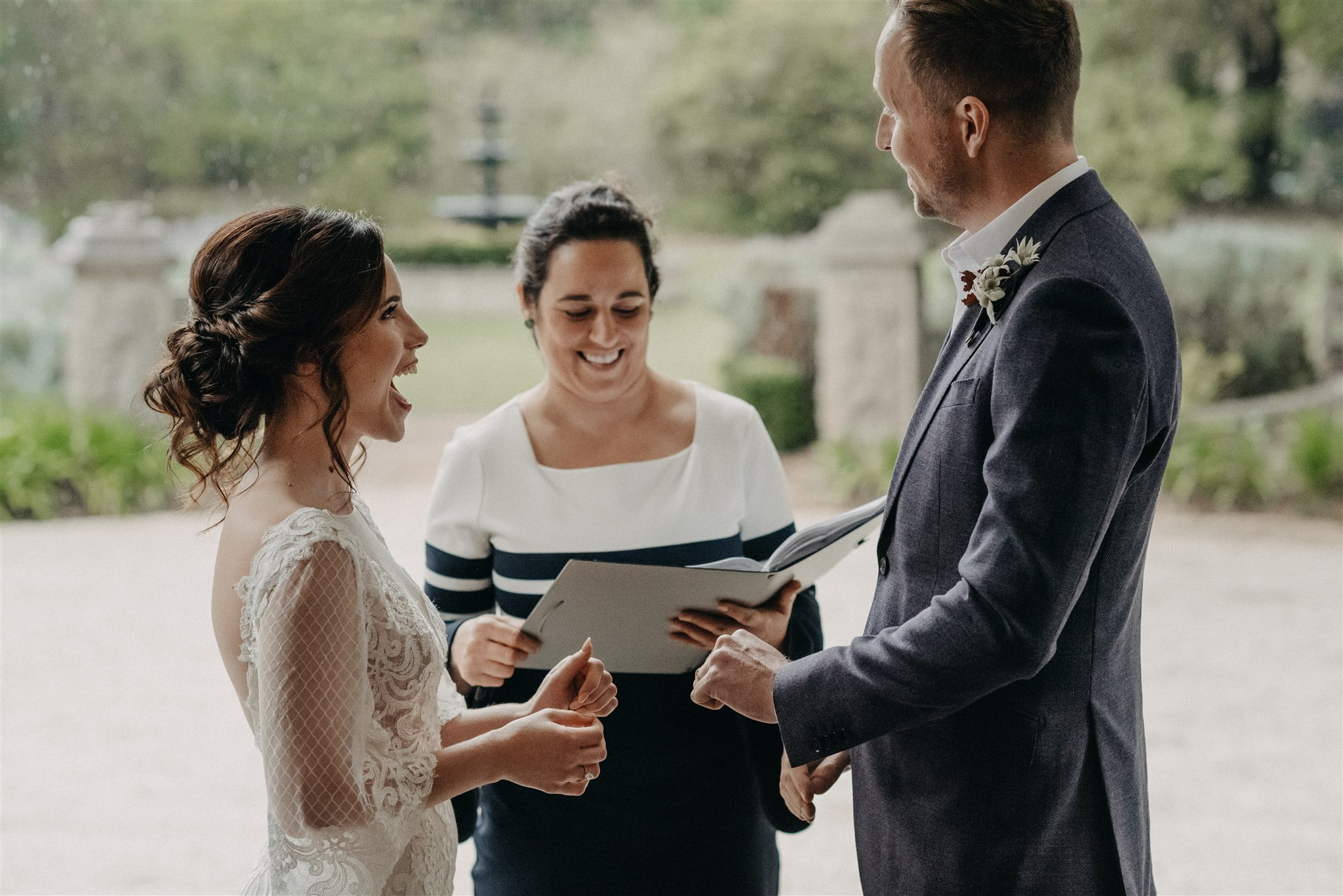 LISA & SIMON’S SOUTHERN HIGHLAND WEDDING – Hello May