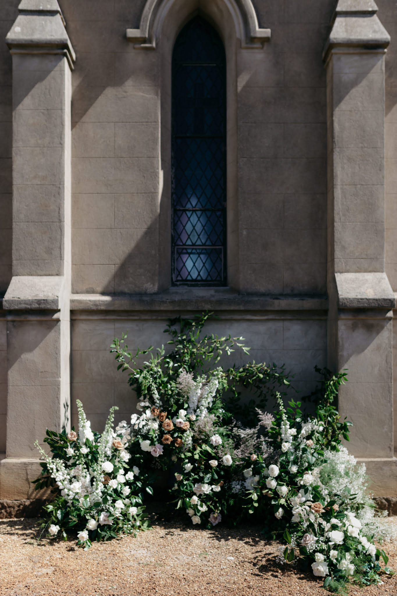 LAURA & AIDAN’S COUNTRY VICTORIAN WEDDING – Hello May