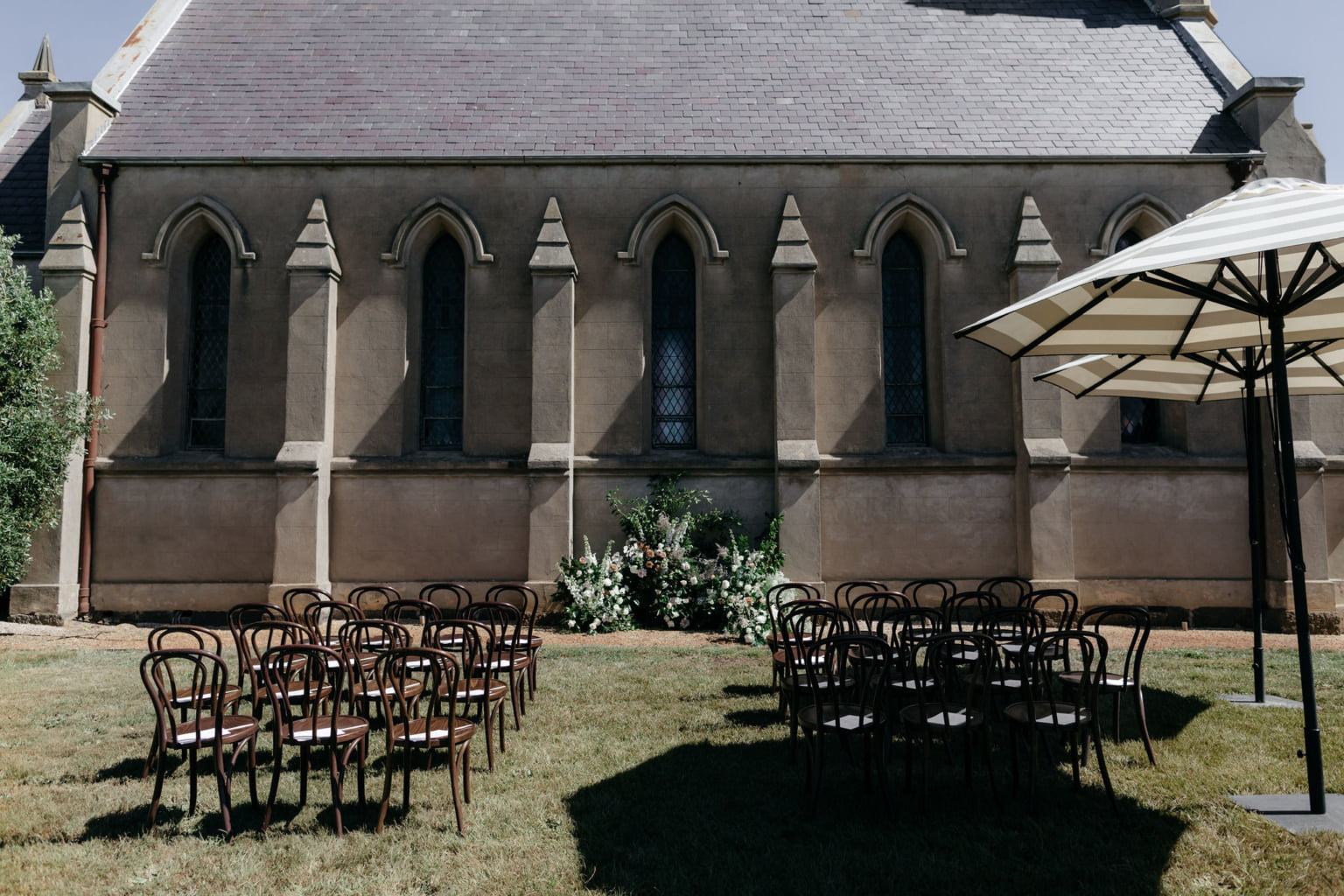 LAURA & AIDAN’S COUNTRY VICTORIAN WEDDING – Hello May