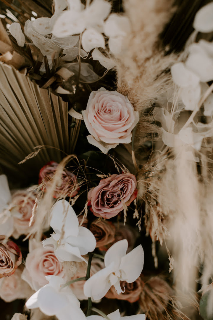 EMILY & REECE’S GREECE WEDDING – Hello May