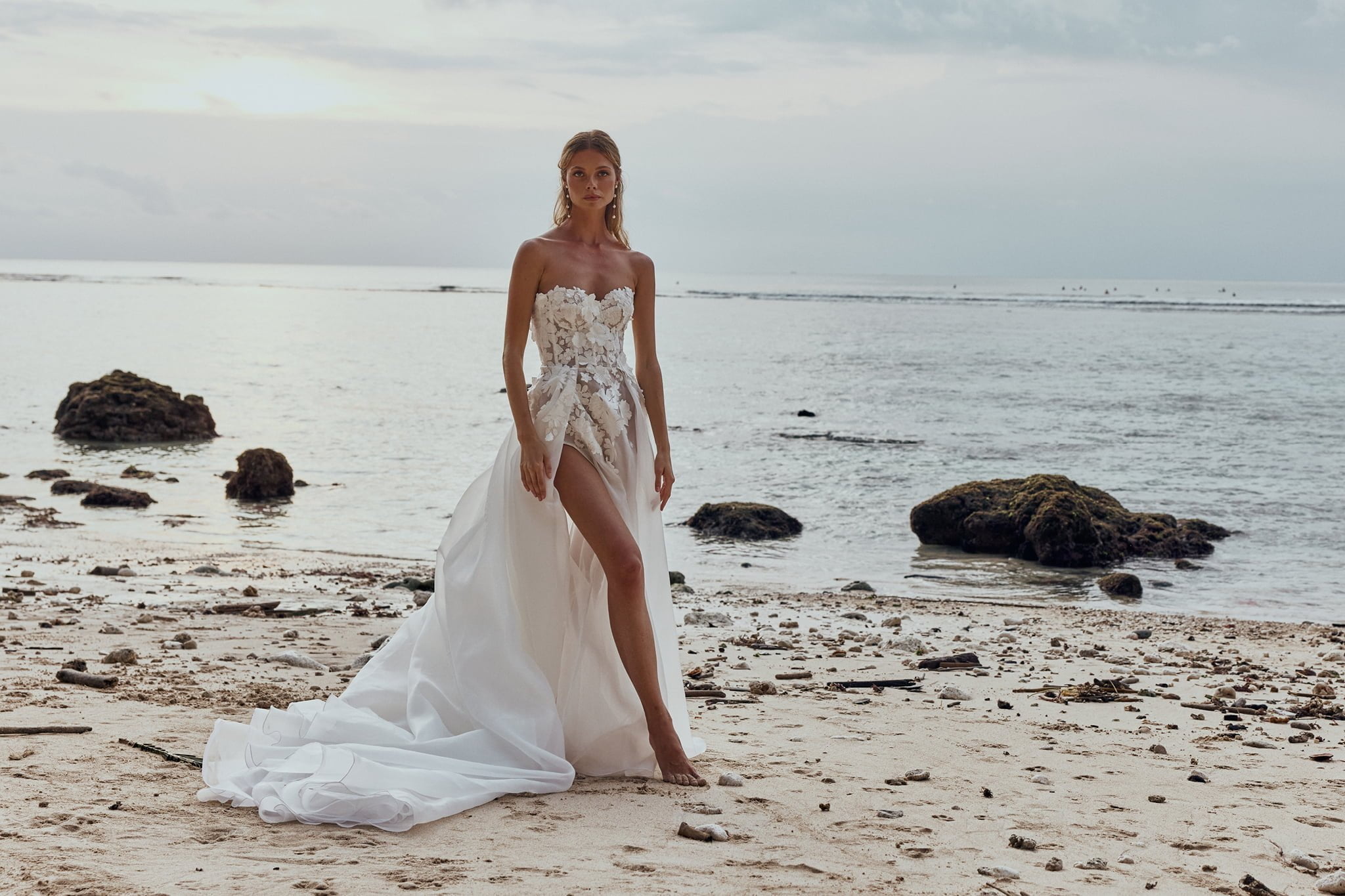 ELLA MODA: SKYFALL – Hello May