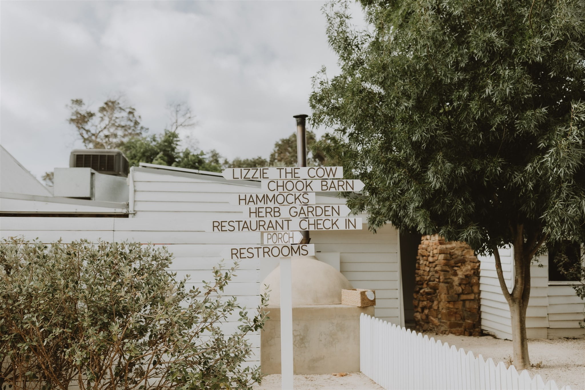 ASHLEIGH & CHELCEY'S MARGARET RIVER WEDDING - Hello May