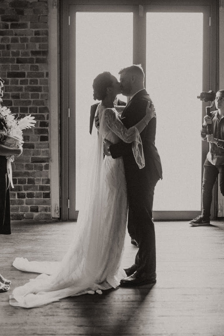 LEX & BEN’S SYDNEY WEDDING – Hello May