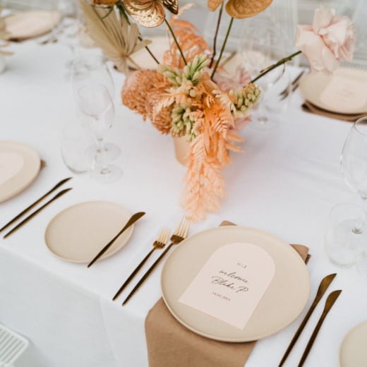 TOP 18 STATIONERY & SIGNAGE DESIGNERS 2024 – Hello May