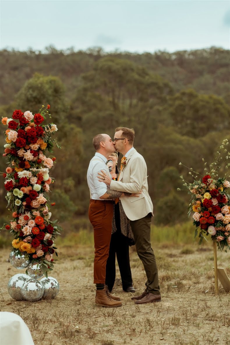 LIAM & ADAM'S COUNTRY VICTORIAN WEDDING - Hello May