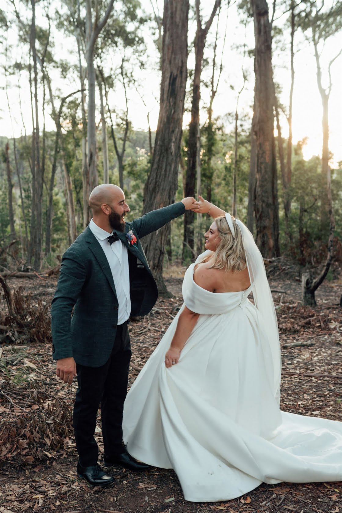 MAEGAN & BRENDAN’S DAYLESFORD WEDDING – Hello May