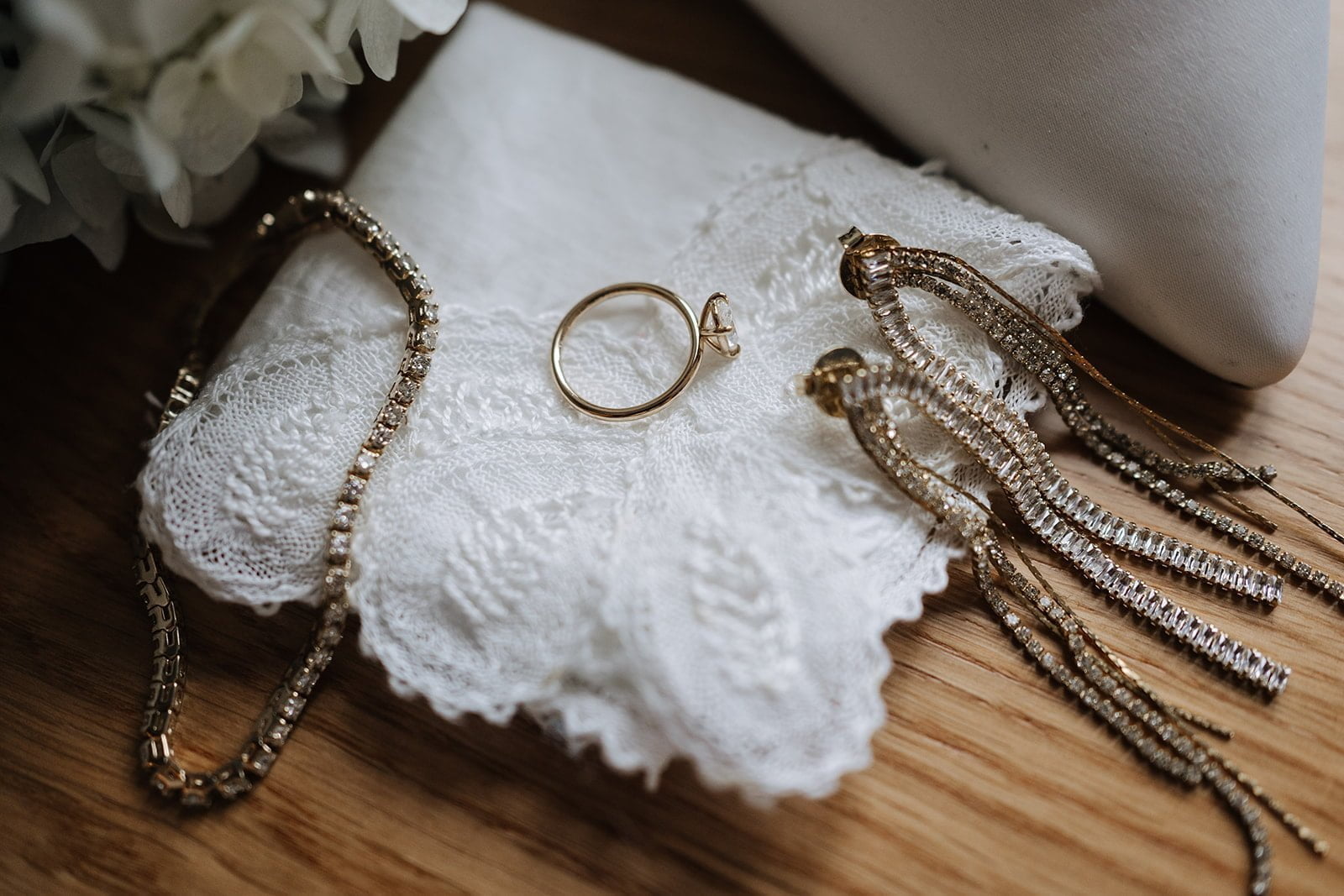 EMILY & TYSON'S MELBOURNE WEDDING - Hello May