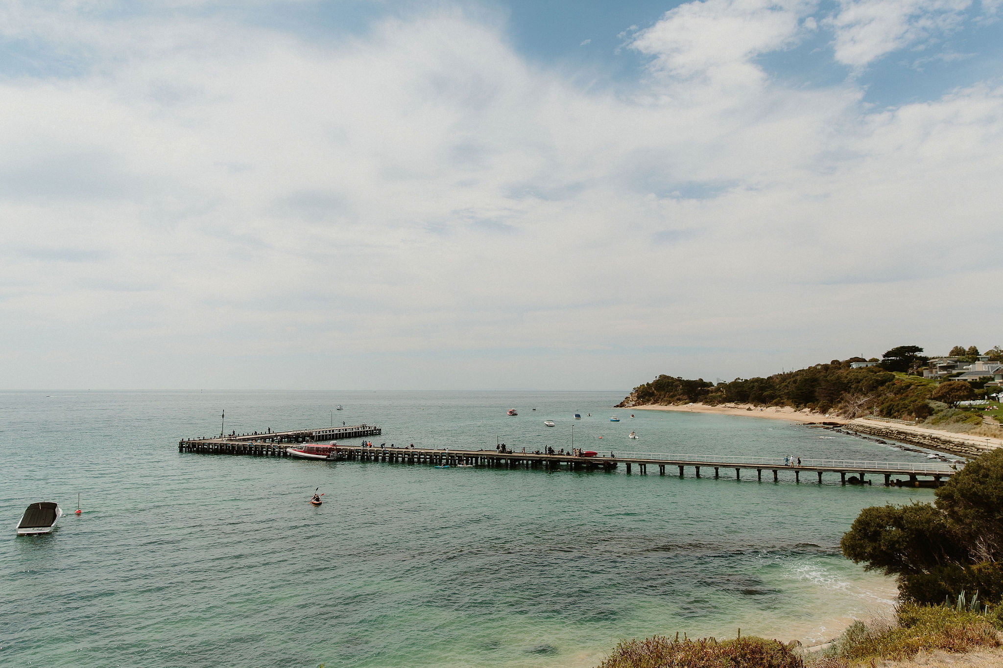 MAIDIE & SAM’S MORNINGTON PENINSULA WEDDING – Hello May