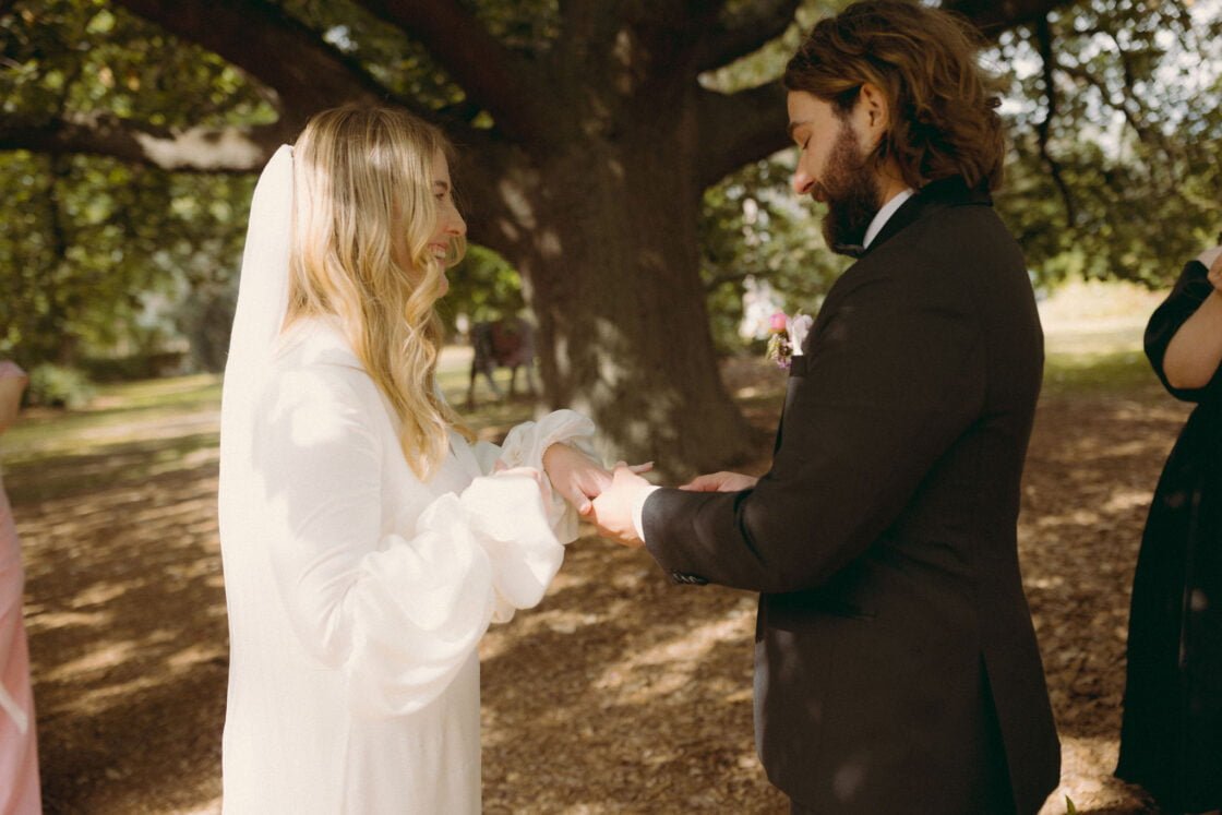 ELLE & KURT’S MELBOURNE WEDDING – Hello May