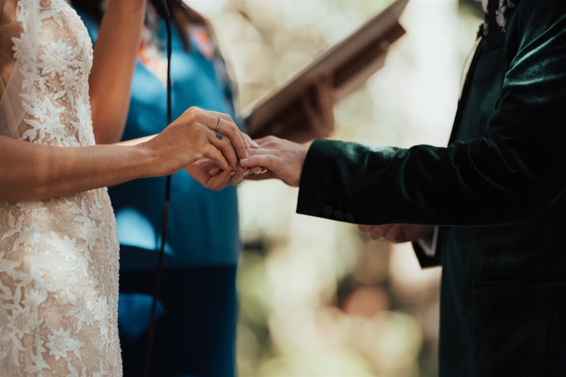 EMMA & RYAN’S QUEENSLAND WEDDING – Hello May