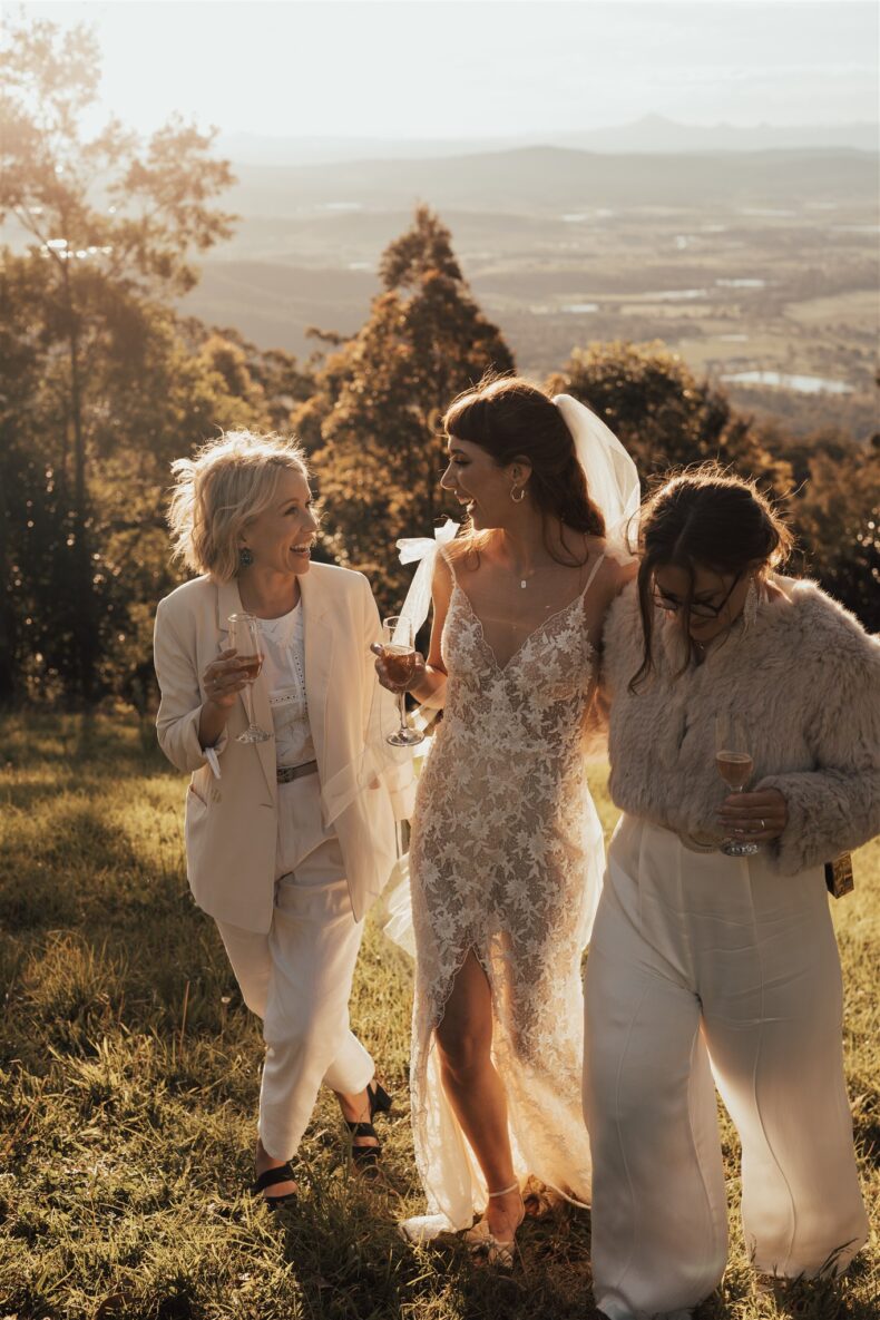 EMMA & RYAN’S QUEENSLAND WEDDING – Hello May