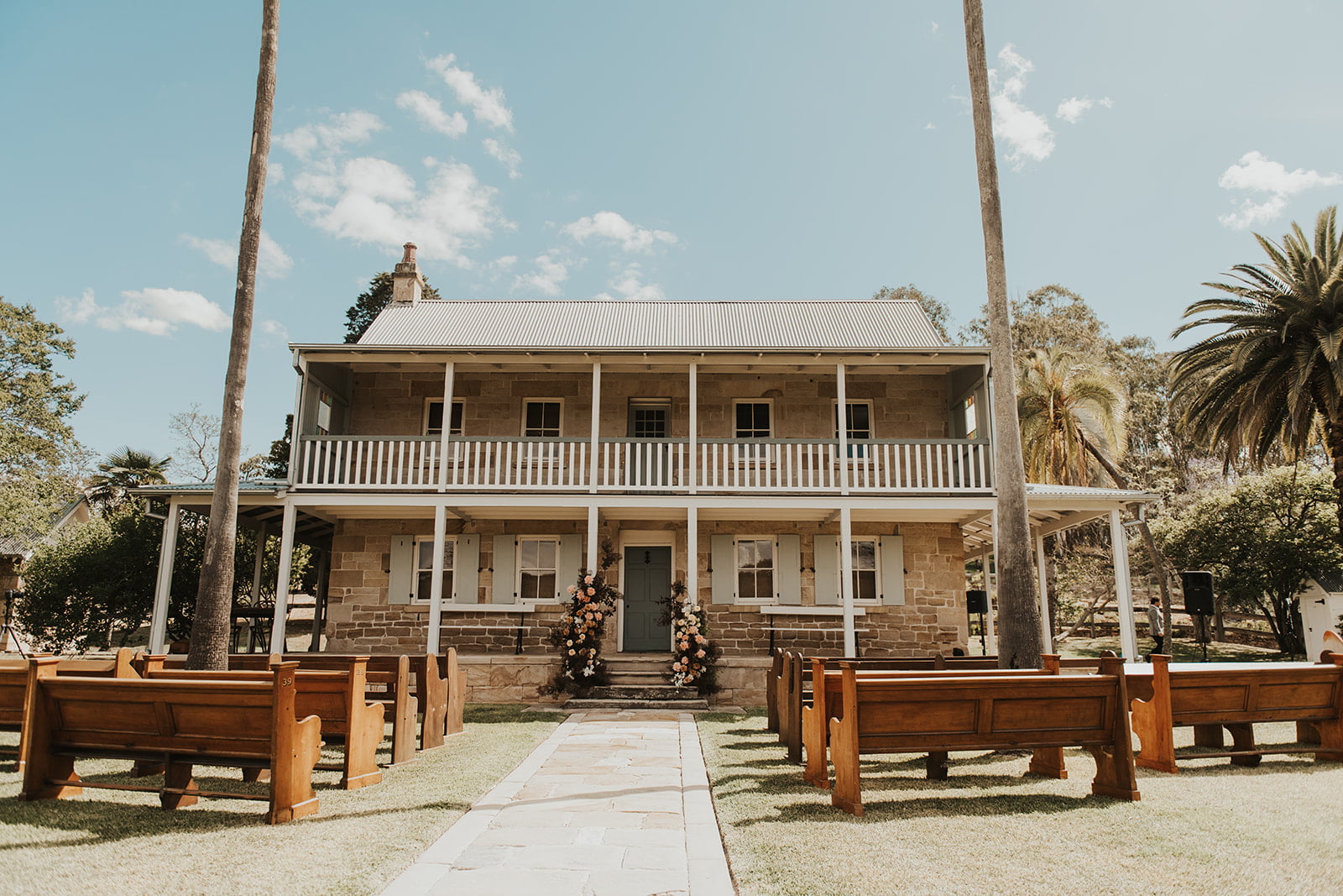 TOP 28 COUNTRY WEDDING VENUES – Hello May